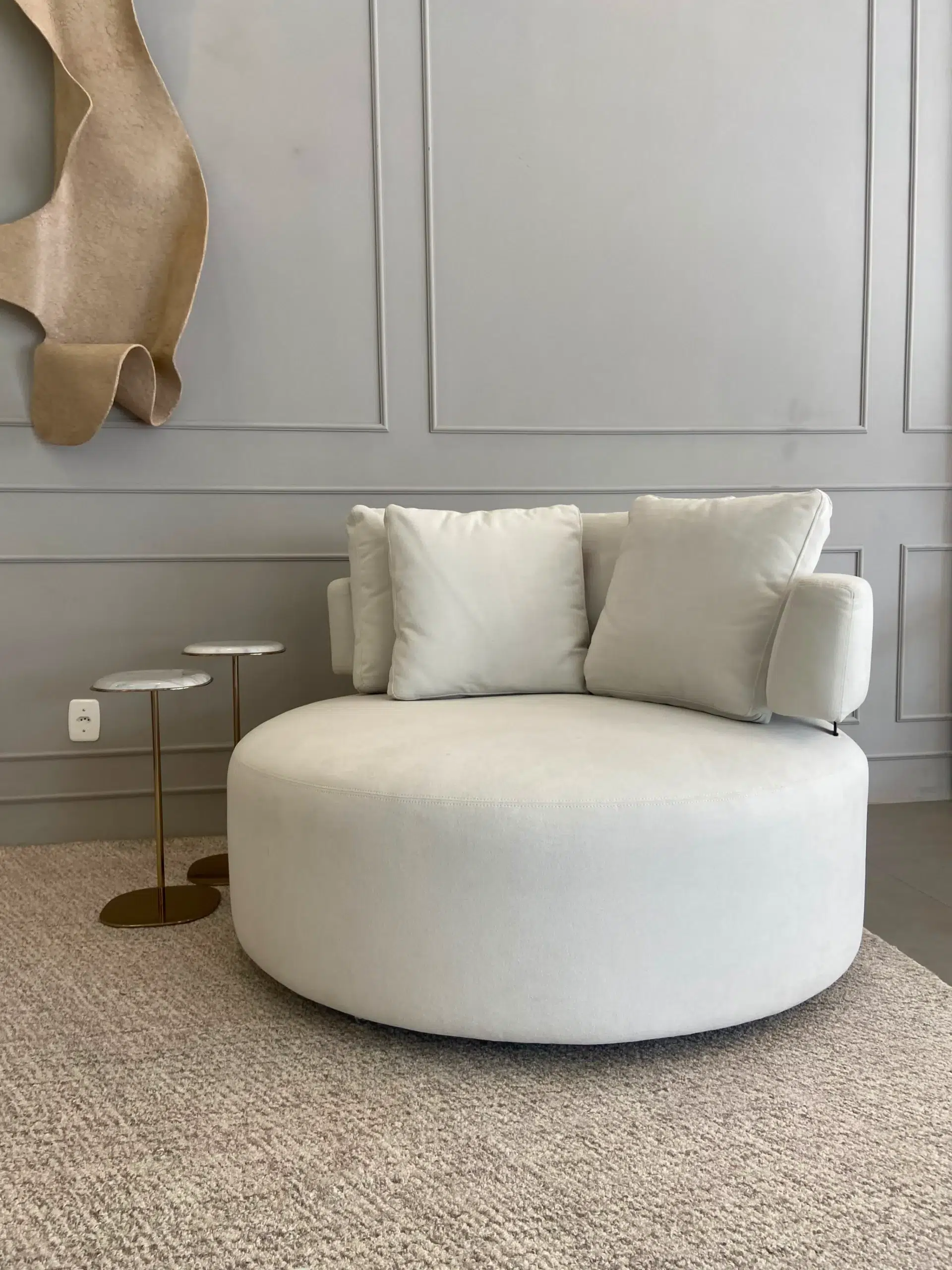 CHAISE ORBIS GIRATÓRIA 1,40 METROS DIÂMETRO - Dibento Estofados